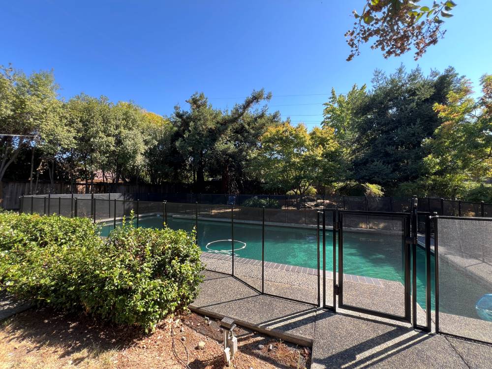 Campbell Pool Fences - Baby Barrier® Pool Fence of San Jose