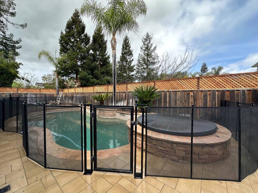 Pool Fence Gates in California - Baby Barrier® Pool Fence of San Jose